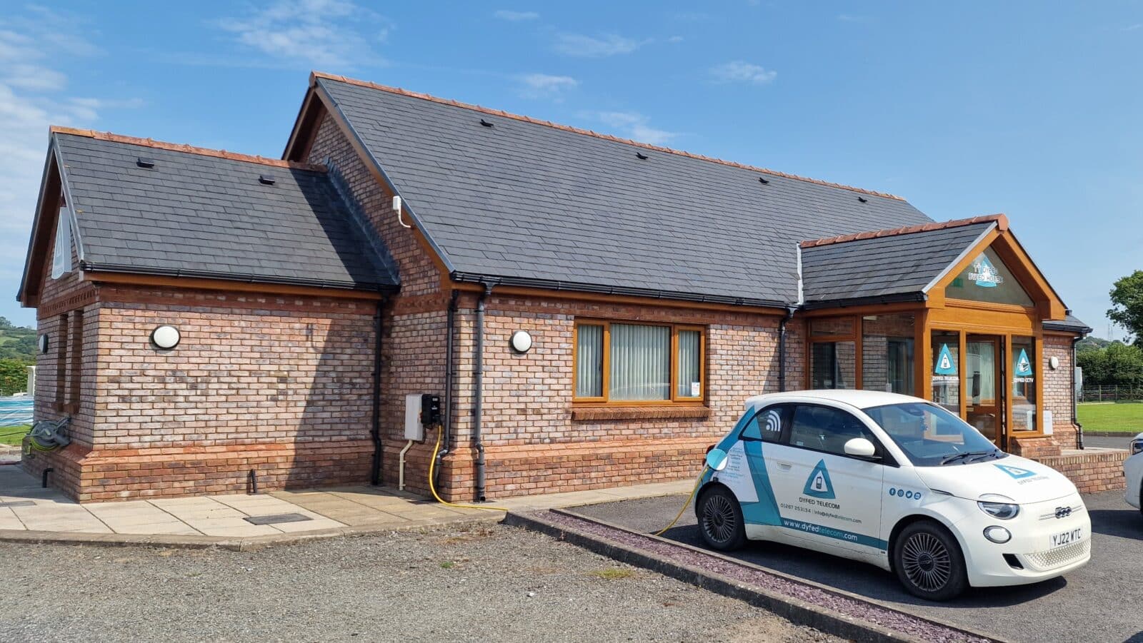 DYFED TELECOM – MOBILE TELECOMS SUPPLIER FOR BUSINESSES IN WEST WALES